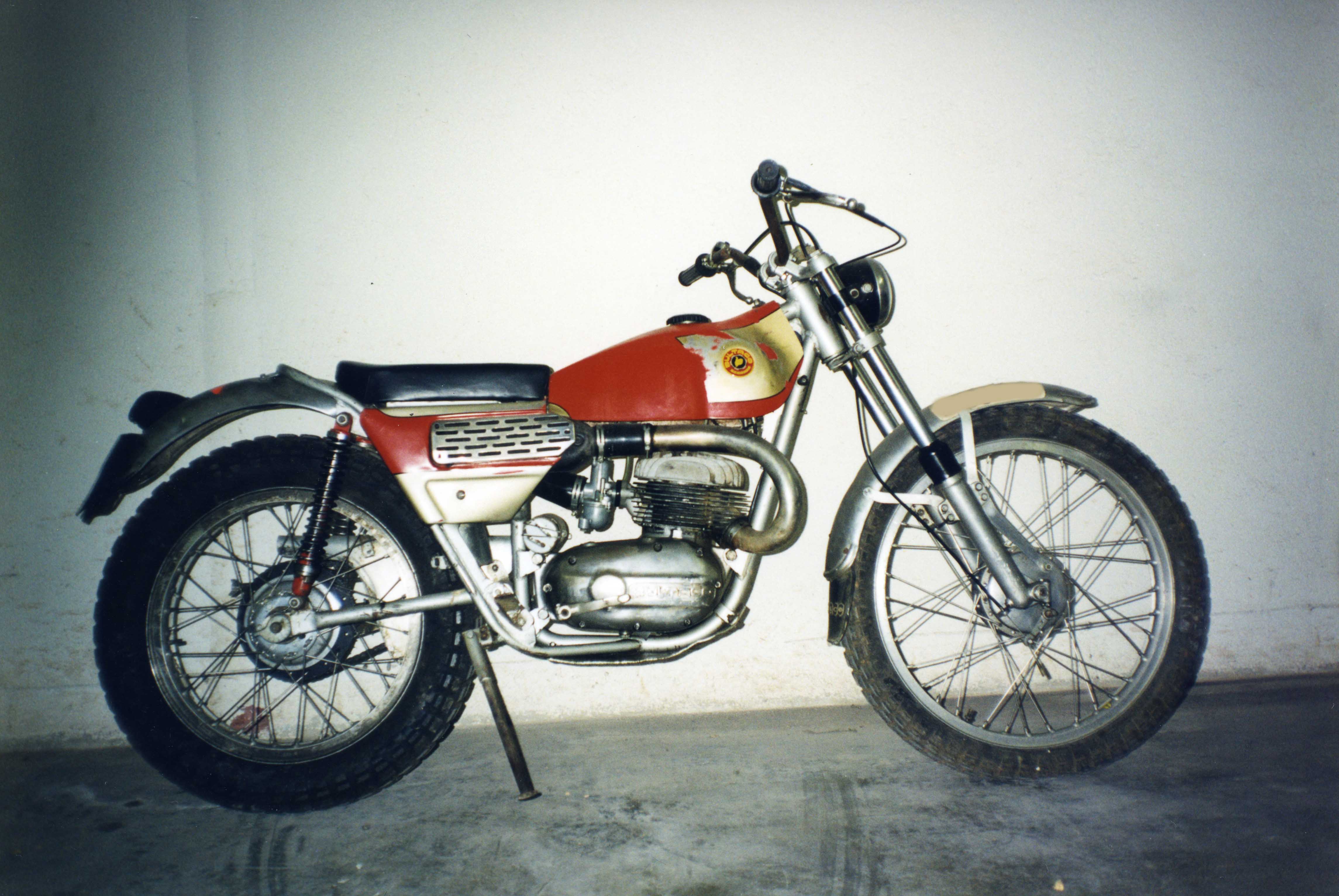 Bultaco Sherpa T Mod. 49 - 1ª Serie -Colección JG - Classic Bike Fitter
